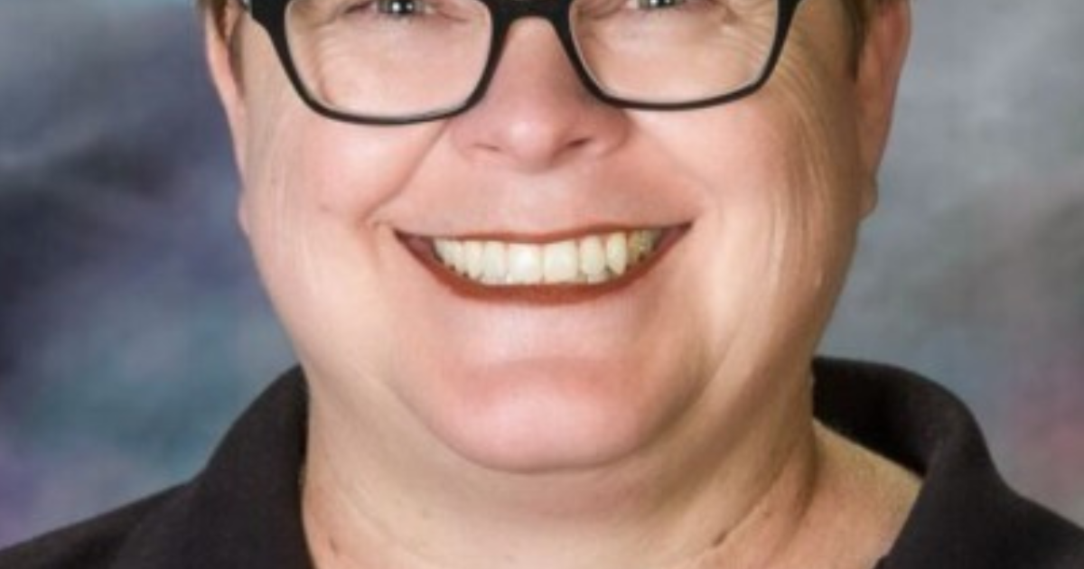 Legislators Should Build Bridges Between Parents and Teachers | UEA